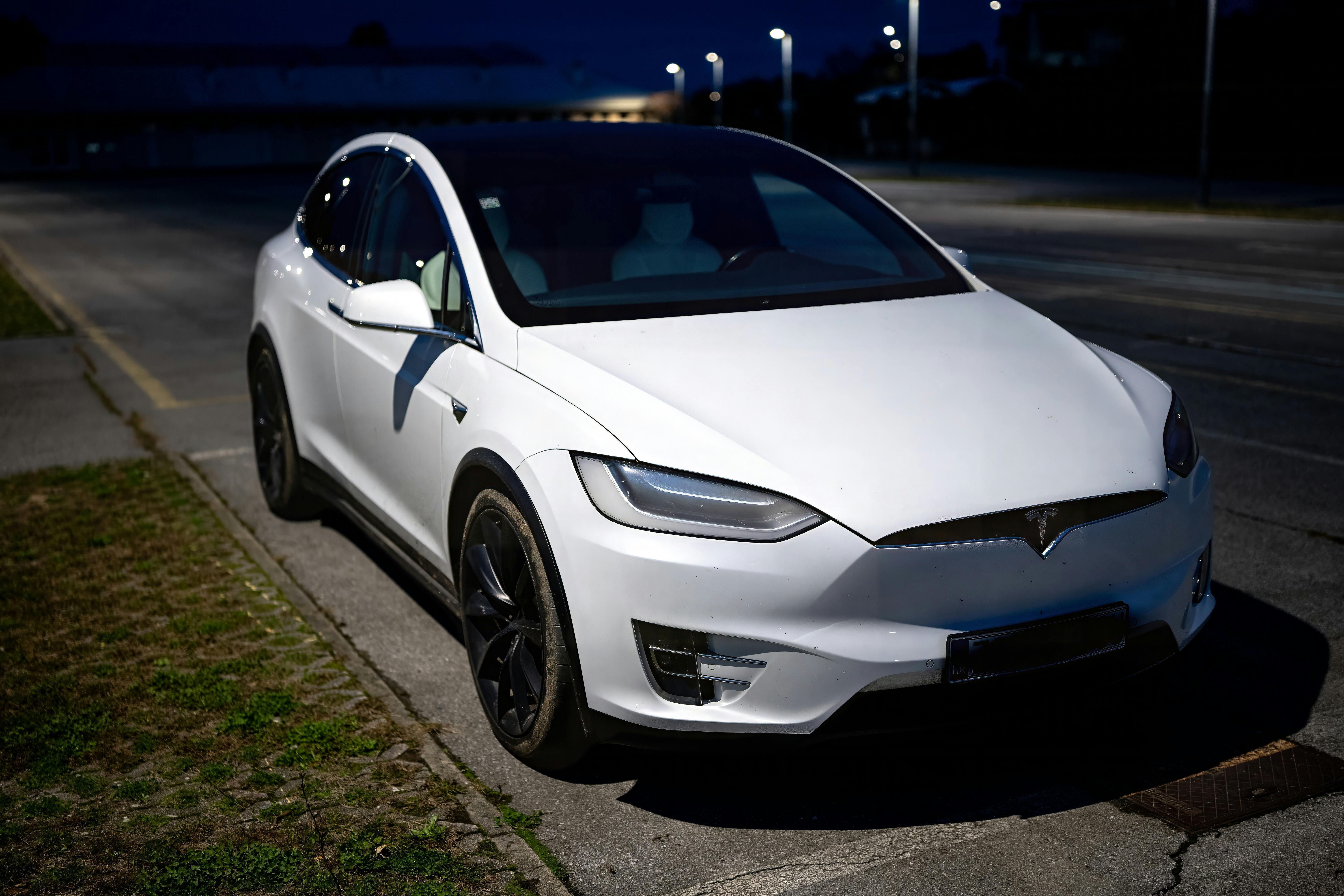 Tesla reduz preço do Model 3 no Canadá após importar da China | TugaTech
